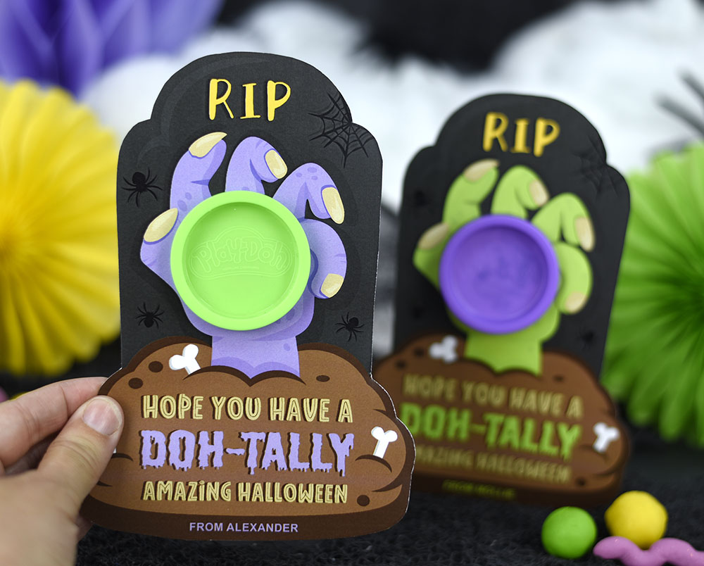 Spook-tacular Printable Halloween Zombie Hand Play Doh Holders ...